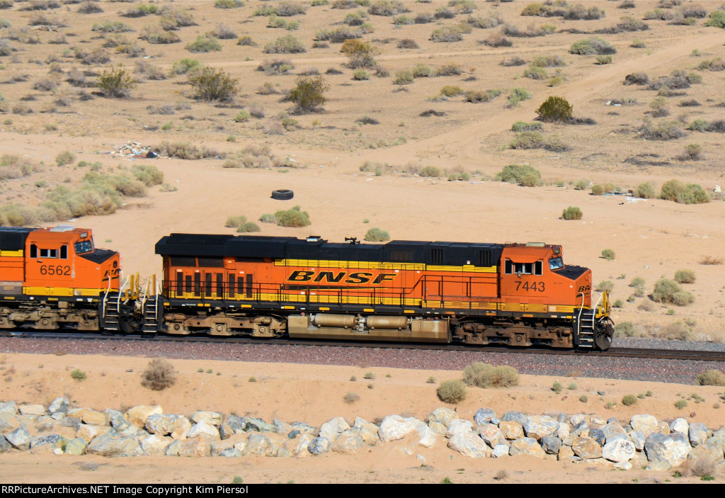 BNSF 7443